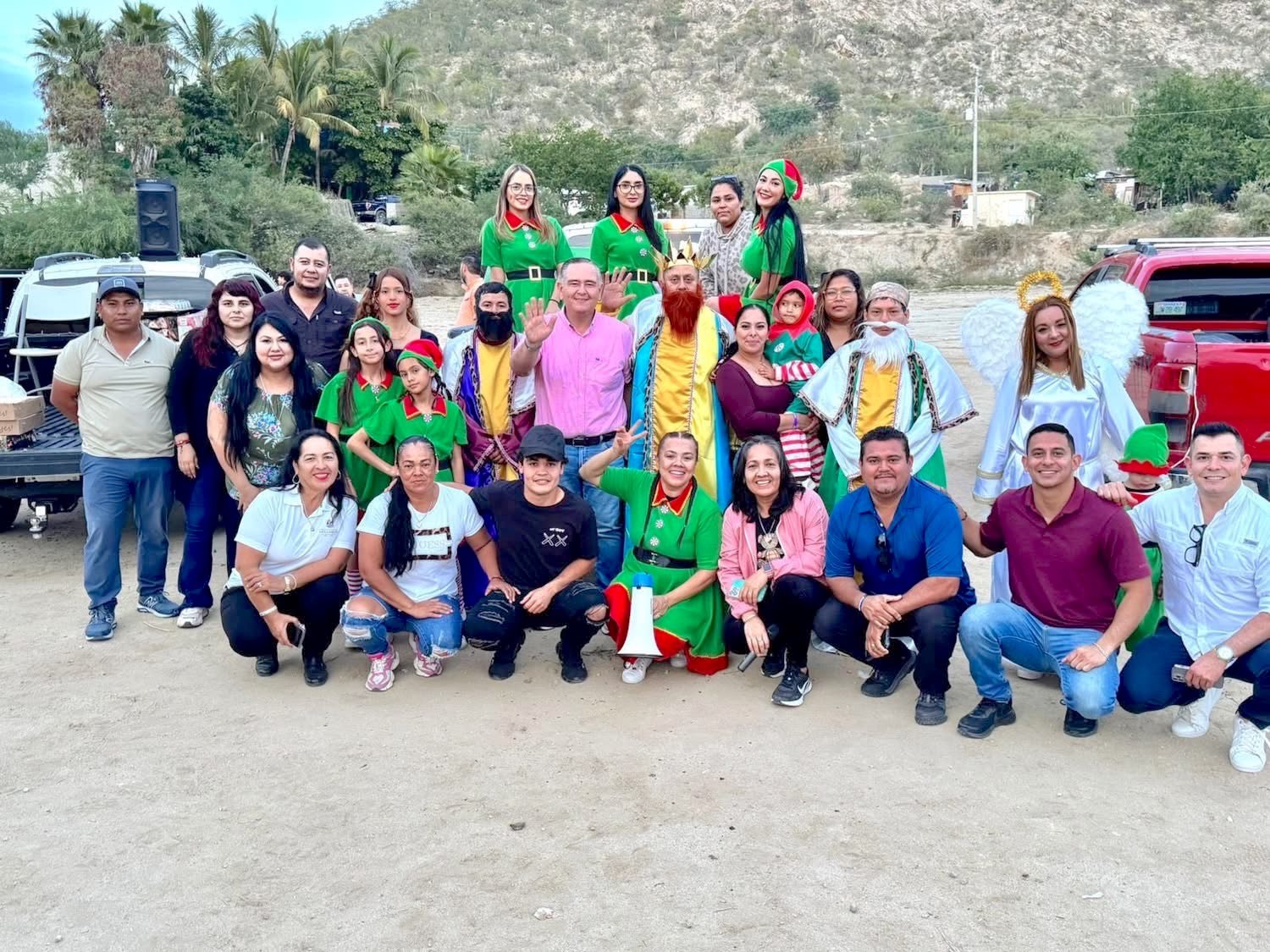 CELEBRAN TRADICIONAL PARTIDA DE ROSCA DE REYES EN SAN JOSÉ DEL CABO ...